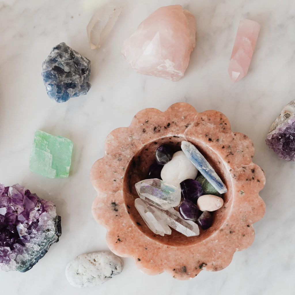 How to Use Crystals in Your Yoga Practice – WEDOYOGA